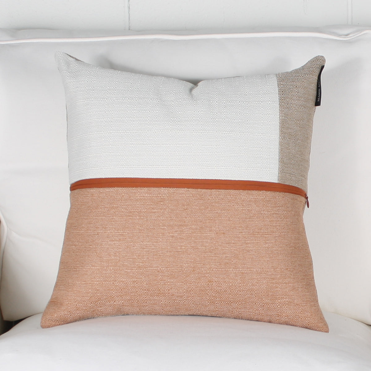 Coussin MOSAIC MORGANE pêche – Marie Dooley Maison